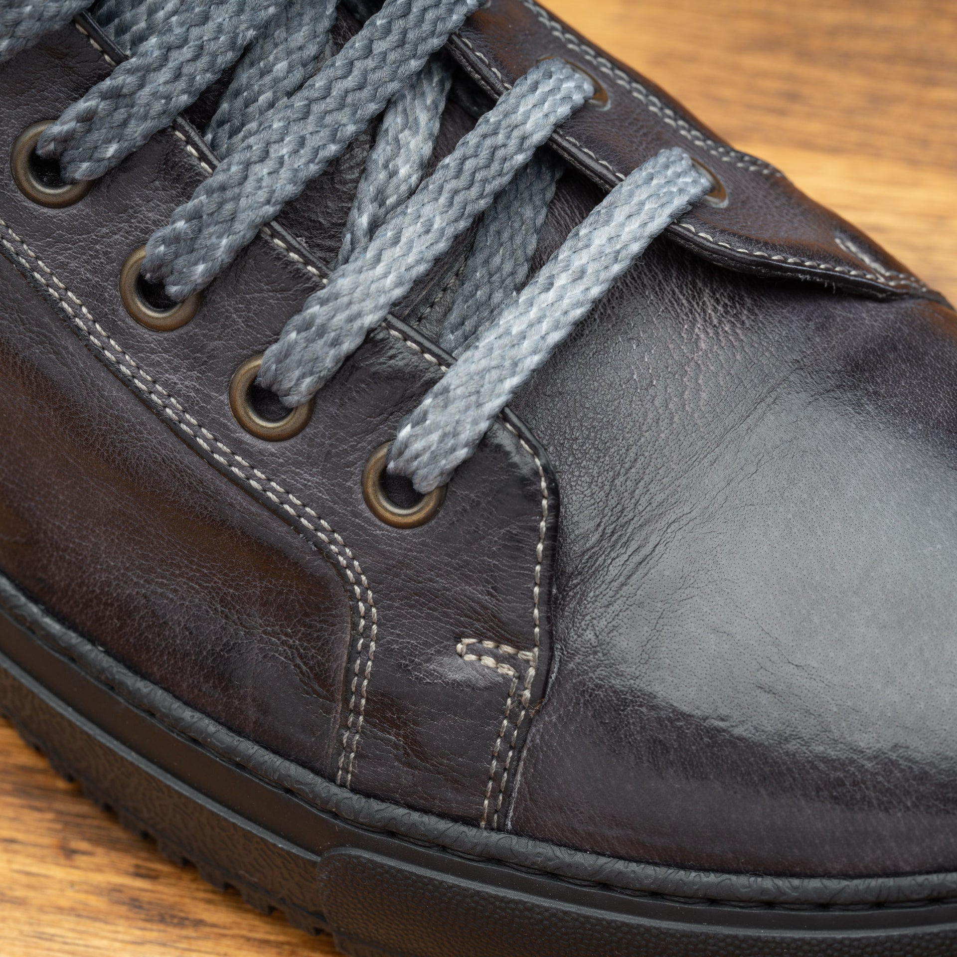 Q555 Calzoleria Toscana Dip-Dyed Buff Calf High-Top - Stone / 43 EU ...